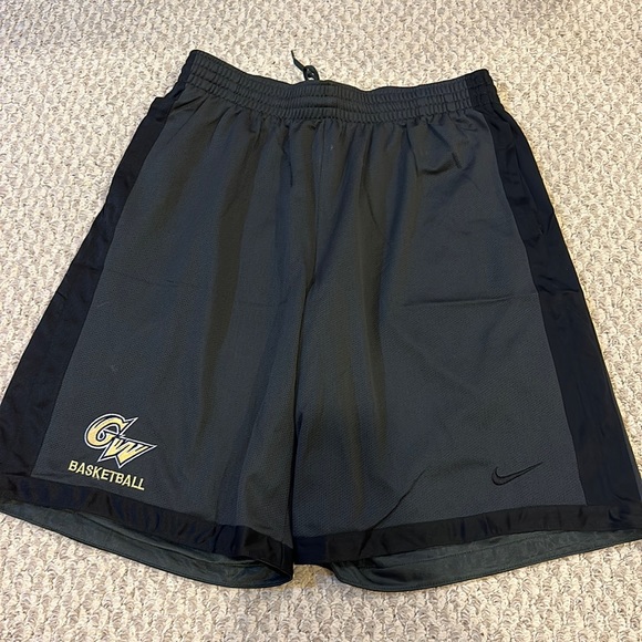 Nike | Shorts | Nike George Washington University Basketball Shorts ...